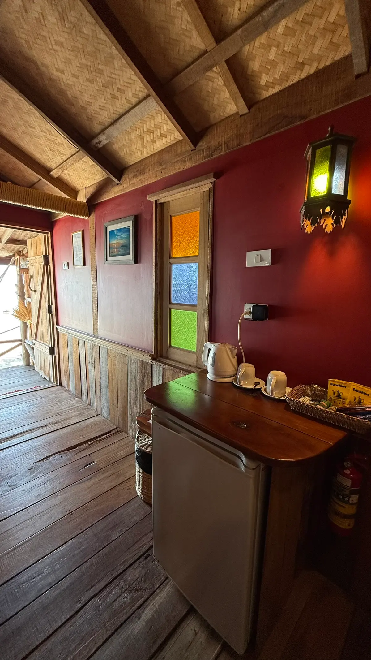 Castaway Beach Bungalows - Beachfront Accommodation on Koh Phangan